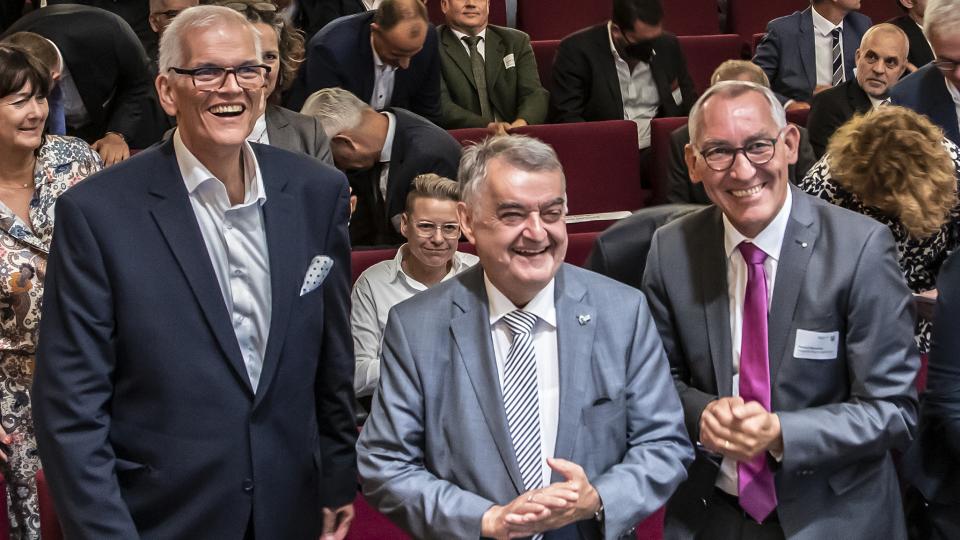 Amtswechsel im Amt des Regierungspräsidenten bei der Bezirksregierung ...